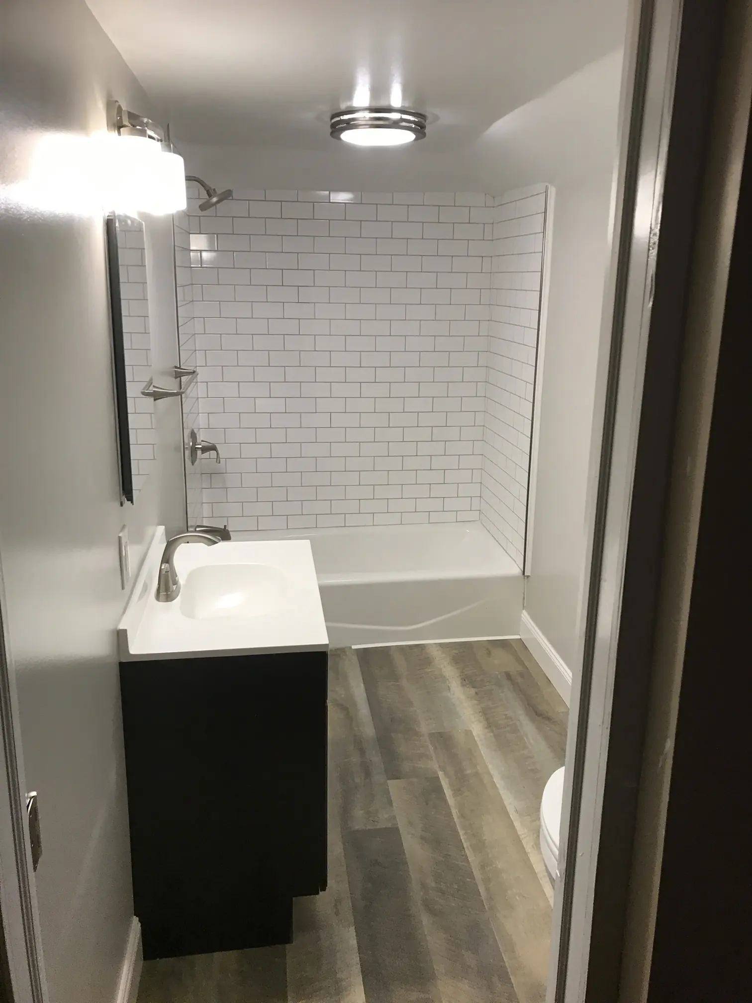 Bathroom Remodel Irondequoit, NY - Bathtub Made New